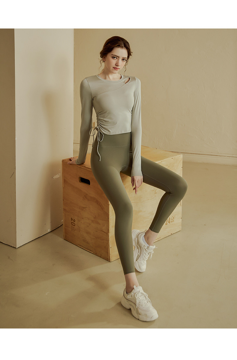 Badu.bg Спортна дамска блуза с дълъг ръкав -няколко цвята - Badu.bg