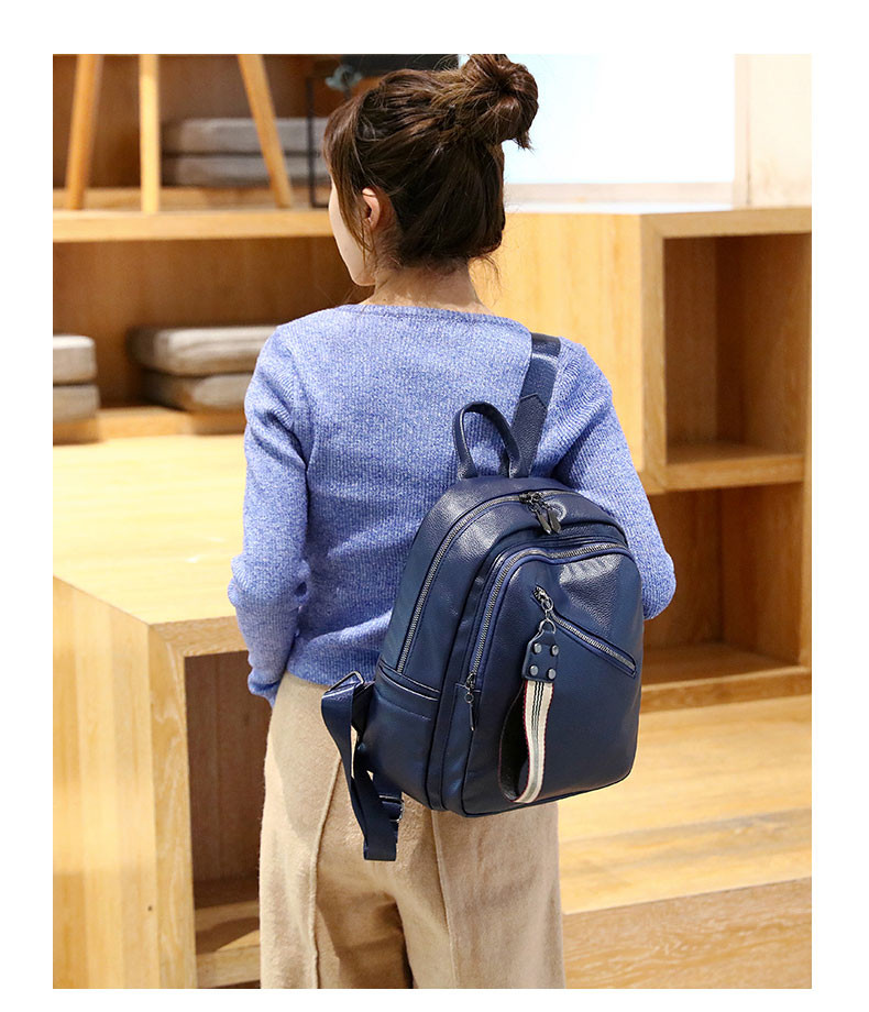 Badu.bg Нов модел дамска раница от еко кожа с преден джоб с цип - Badu.bg