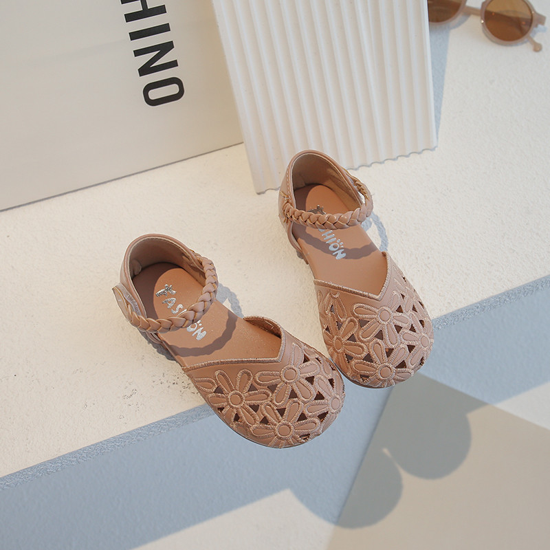 Badu Bg Сандали за момичета Цветя Издълбани Плетени Сладки Летни Детски Плоски Обувки Калъф