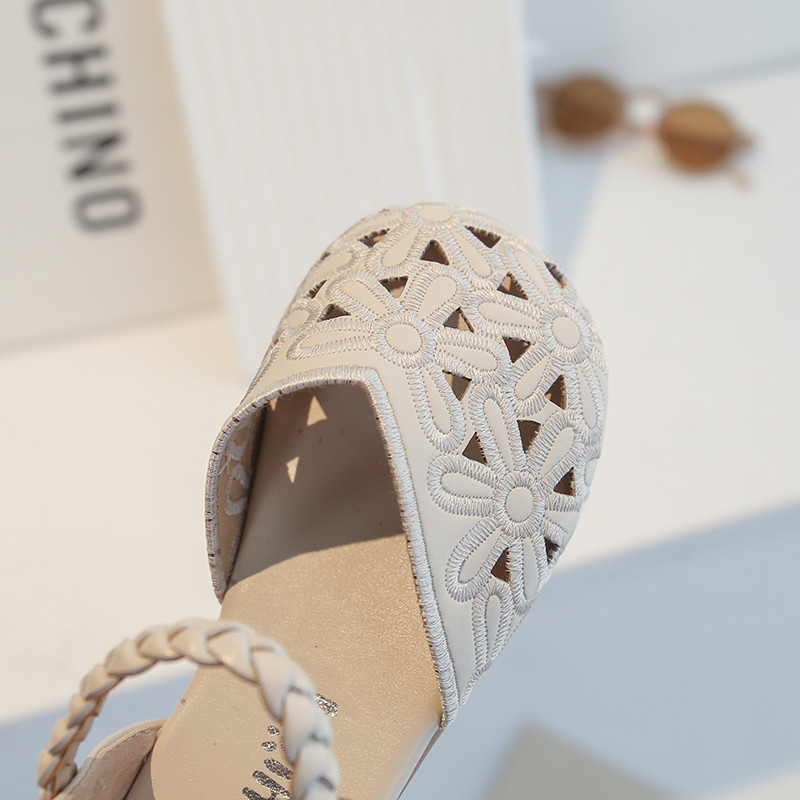 Badu Bg Сандали за момичета Цветя Издълбани Плетени Сладки Летни Детски Плоски Обувки Калъф