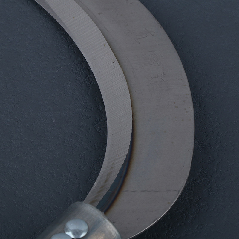 Мултифункционална брадва с двойна коса с високо съдържание на манган брадва за плевене на трева