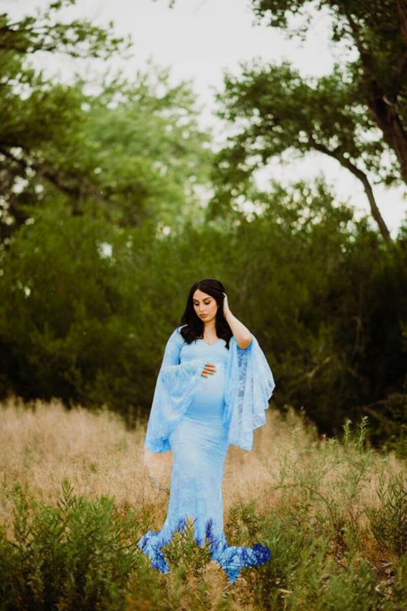 Badu.bg Бяла дантелена макси рокля с разширен ръкав за бременни Секси рокля за бременни с V ...