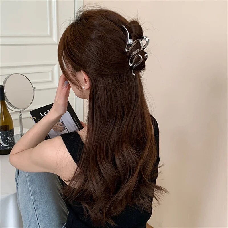 Badu Bg Корейски стил Златно сребърен цвят Големи метални перлени вълни Геометрични нокът за